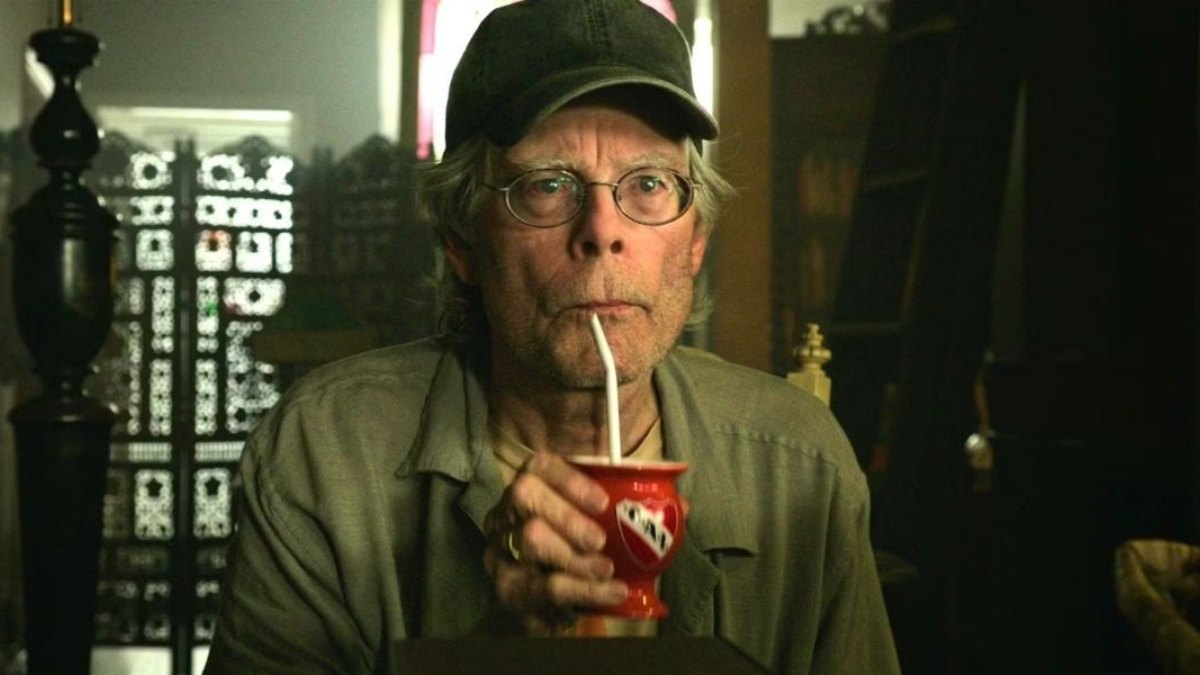 Disturbing Stephen King Movie Taps Acclaimed Director