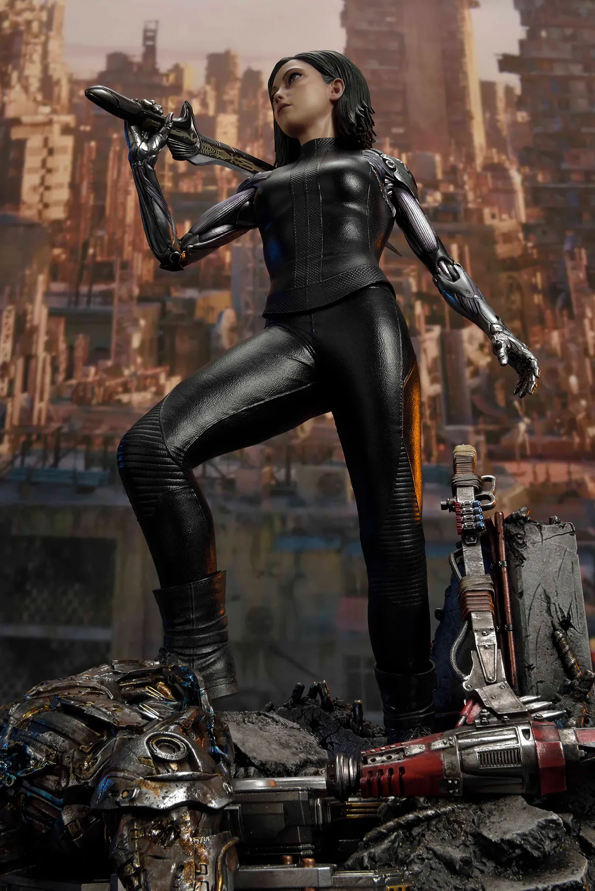 Fox Reveals Alita: Battle Angel Figures, Collectibles, and More
