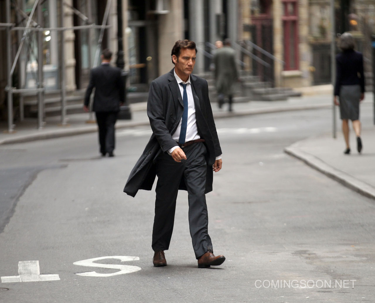 Clive Owen and Amanda Seyfried Photos from the Anon Set