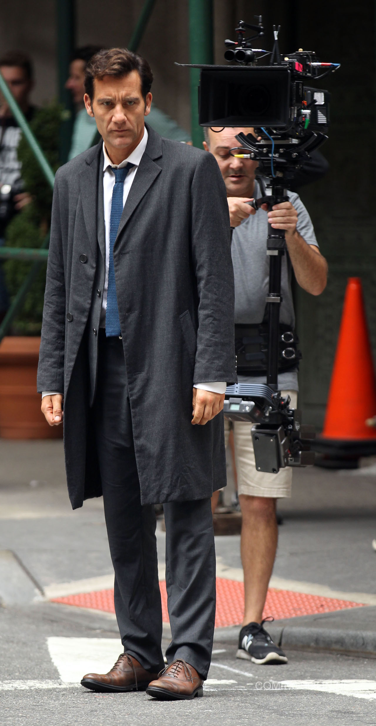 Clive Owen and Amanda Seyfried Photos from the Anon Set