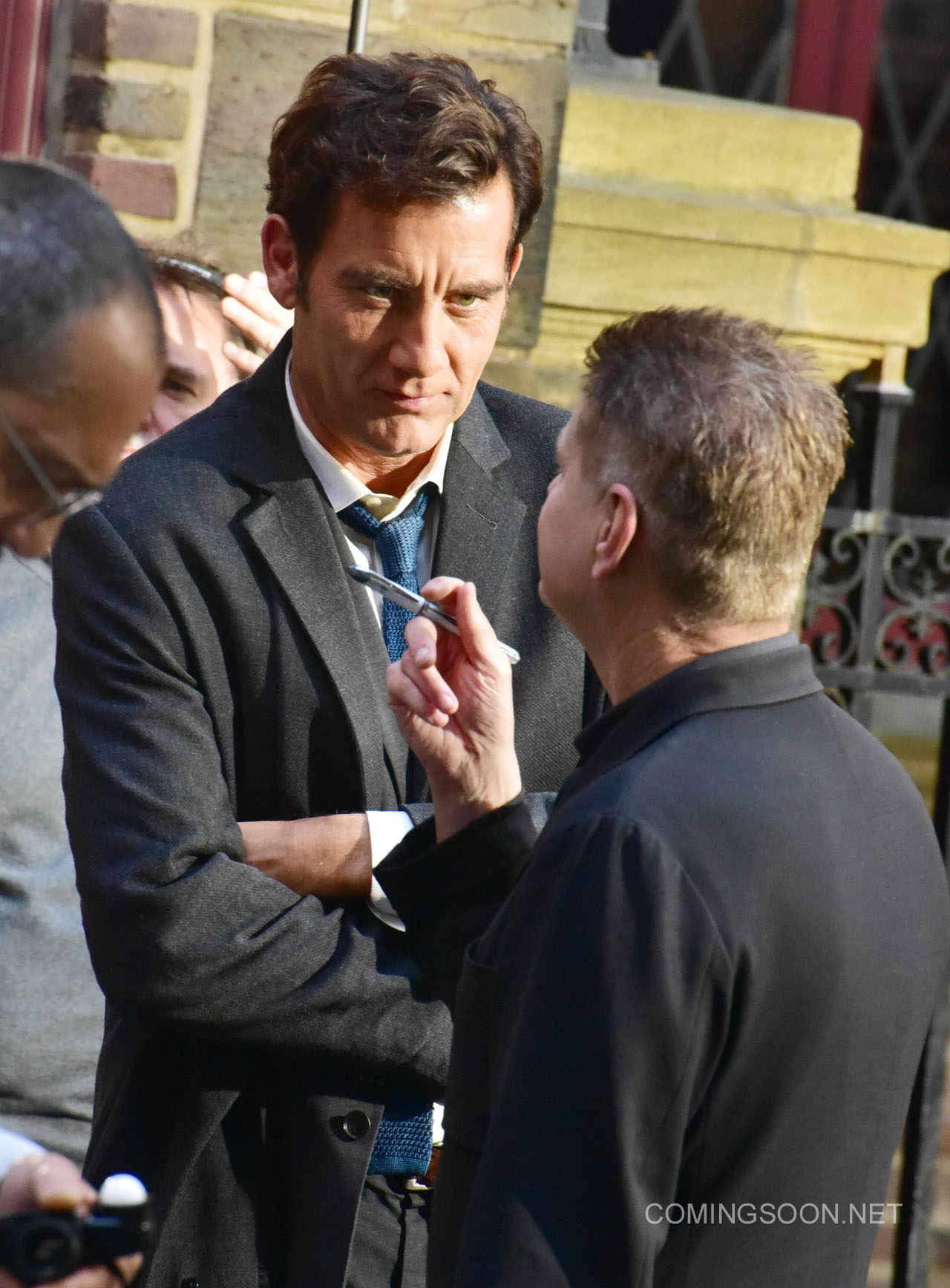 Clive Owen and Amanda Seyfried Photos from the Anon Set