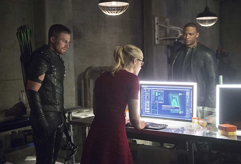 Arrow Photos from the Third Episode of Season 4