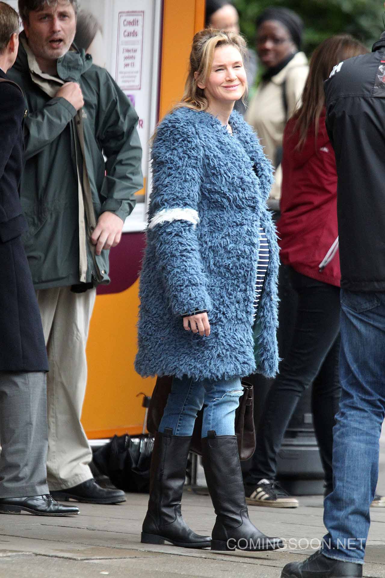 Bridget Jones's Baby Release Date and New Set Photos!