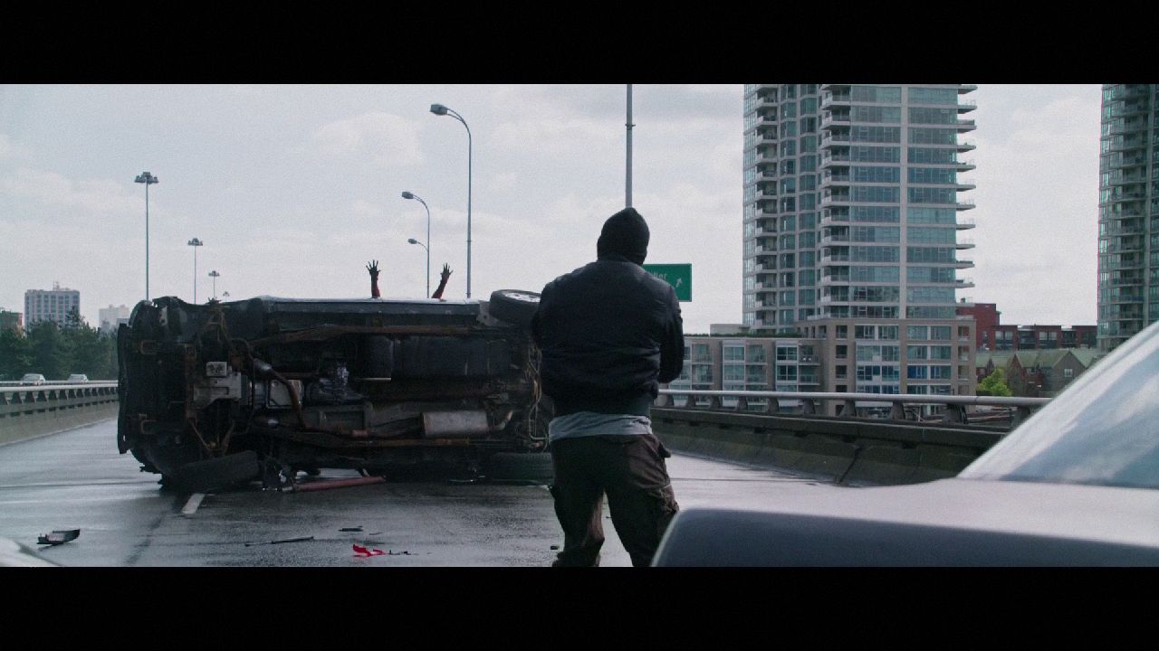 65 Screenshots from the Deadpool Trailer!