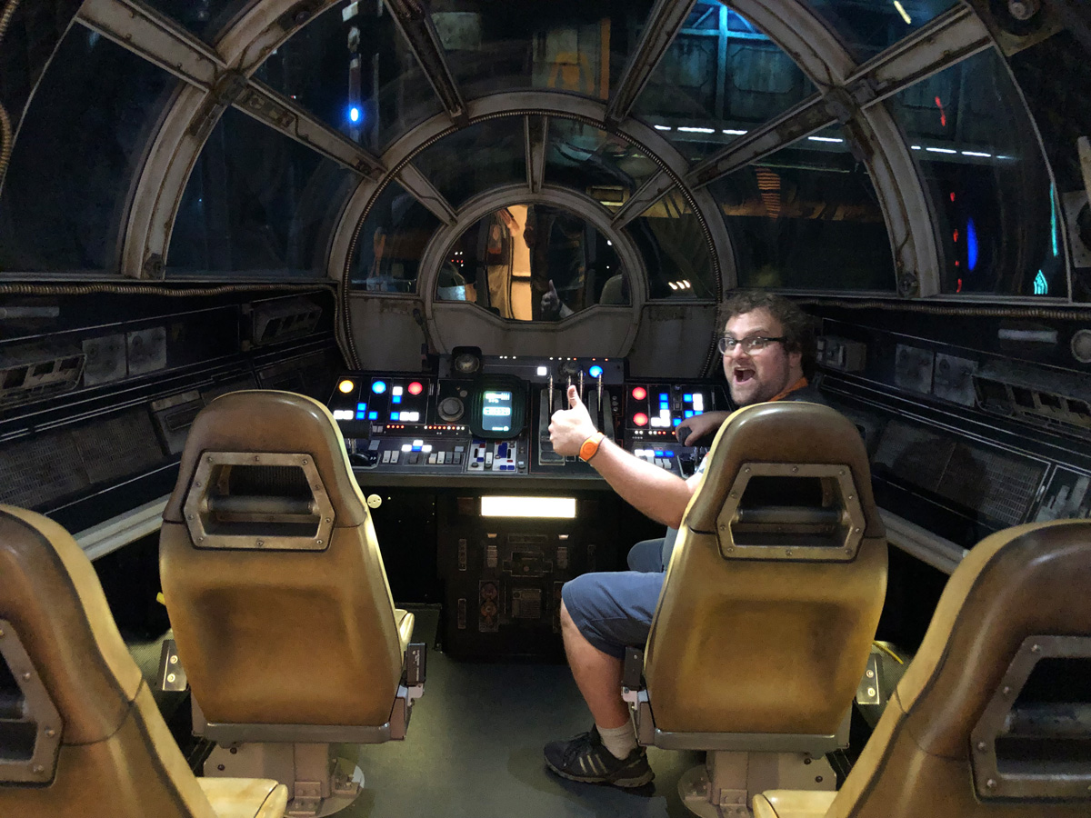 See Us Ride Smuggler's Run at Disney World's Galaxy's Edge!