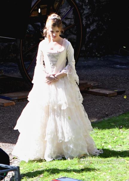 Into the Woods Set Photos Reveal Cinderella and Prince Charming