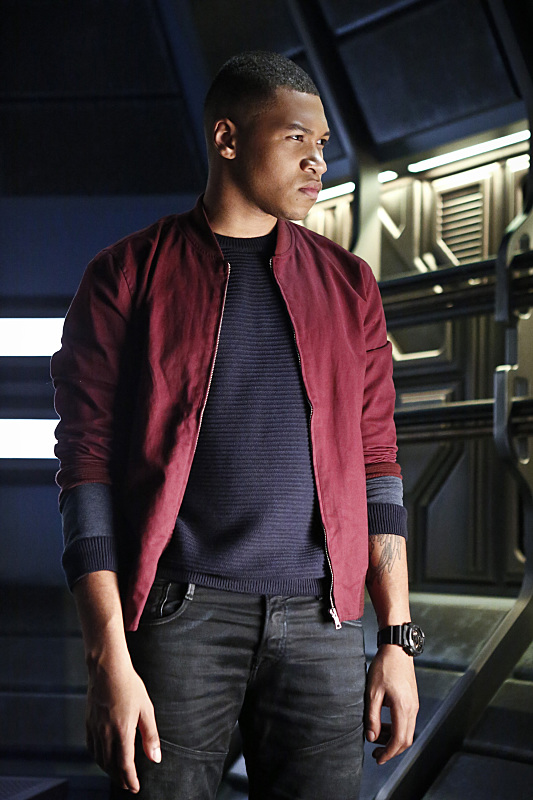 Legends of Tomorrow Episode 7 Photos at ComingSoon.net