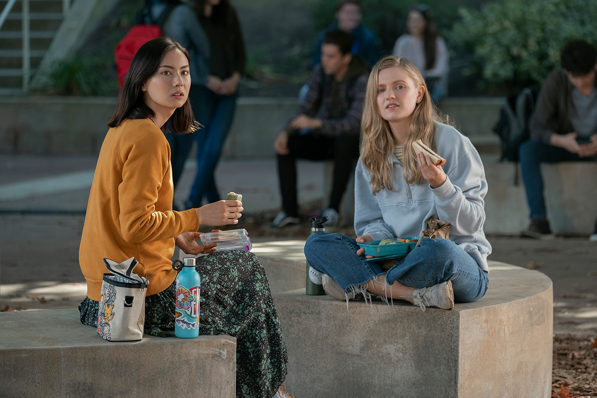 Moxie Trailer & Key Art Released for Amy Poehler's Netflix Adaptation