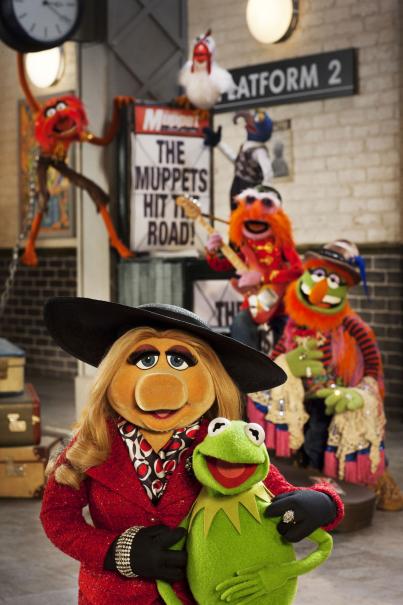 New Muppets Most Wanted 'Across The Internet' Promo
