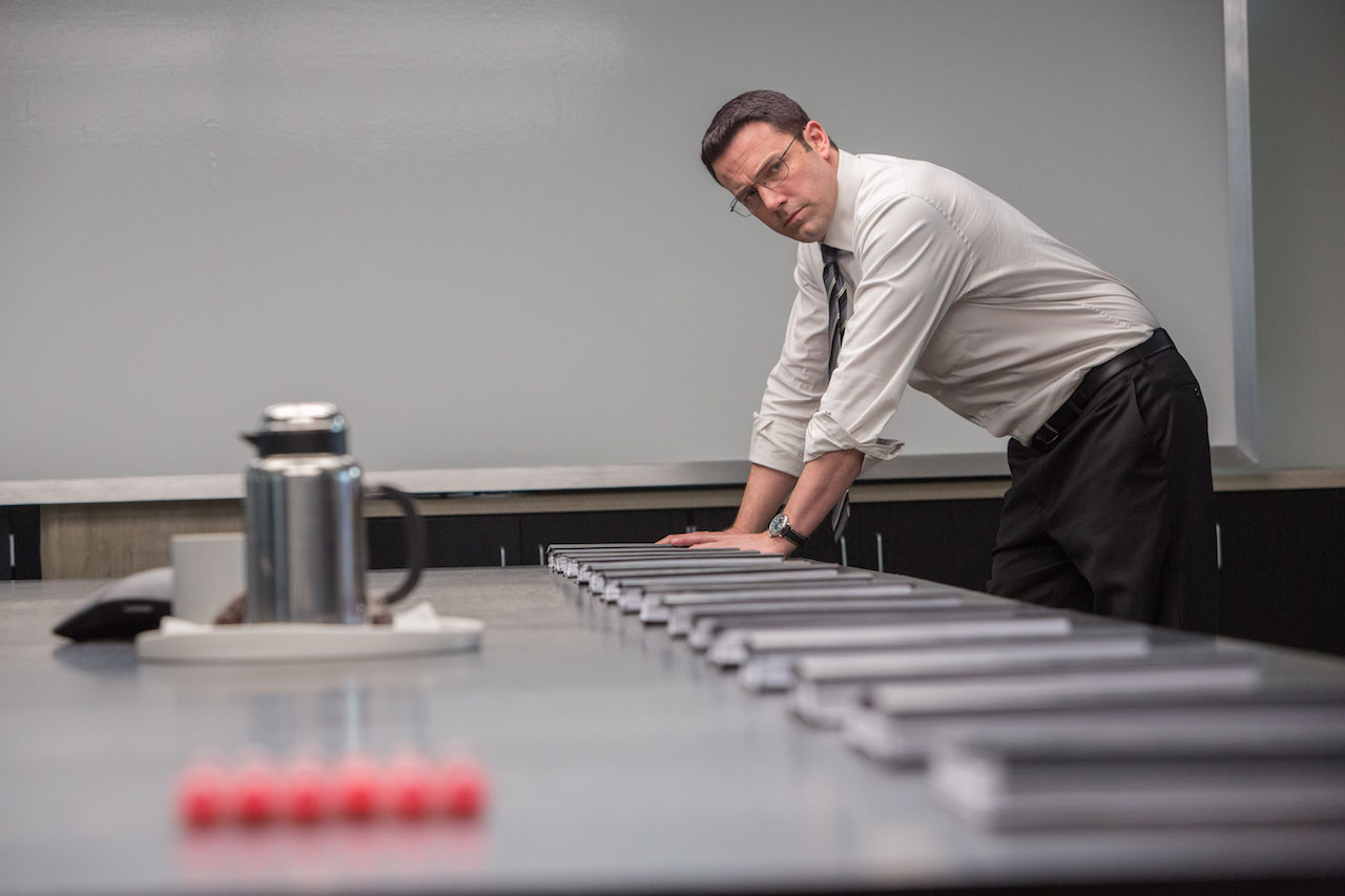Accountant Movie Gallery - New Stills at ComingSoon.net