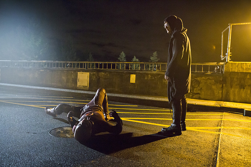New Clip from The Flash Debuts With a Potential Heroic Tease