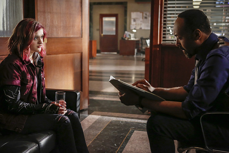 New Rogues Preview: The Flash Episode 3.04 Airs October 25