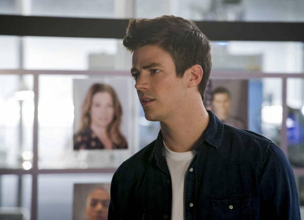 Over 20 Photos from The Flash Episode 4.17, Null and Annoyed