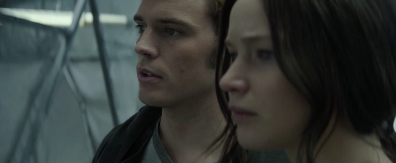 55 Screenshots from The Hunger Games: Mockingjay - Part 2 Trailer