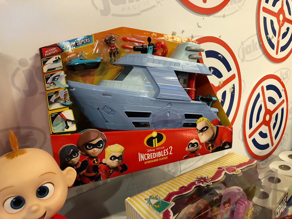 TTPM Holiday Showcase Gallery With Aquaman, BumbleBee & More!