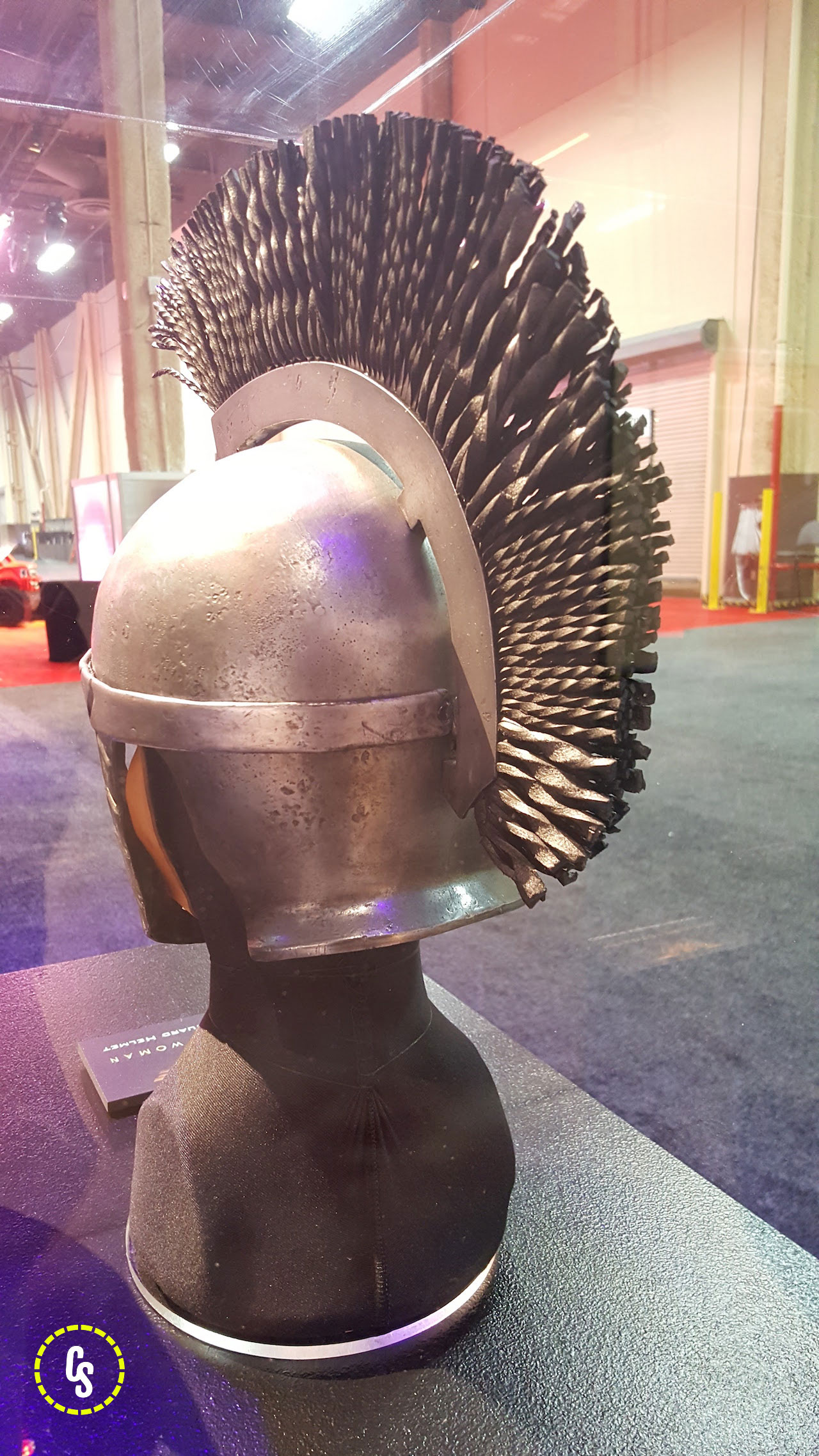 Wonder Woman Costumes and Props Revealed!